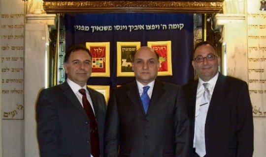 “Sevgi içinde olan bir toplumda birlik ve beraberlik kaçınılmazdır ...