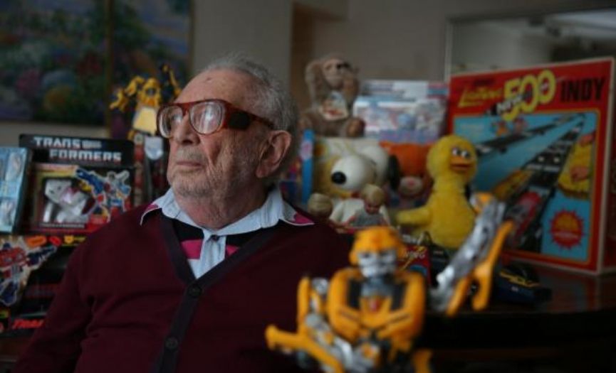 Transformers'ın yaratıcısı, Holokost Kurtulanı Henry Orenstein hayatını ...
