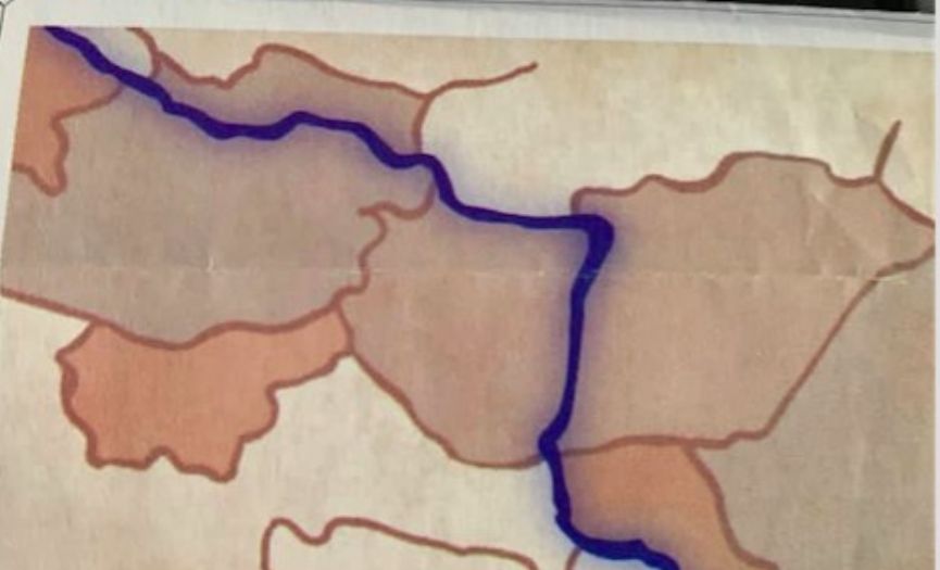 DANUBE – TUNA BOYUNCA Claudio Magris Estoria de un Rio – Bir Nehrin ...