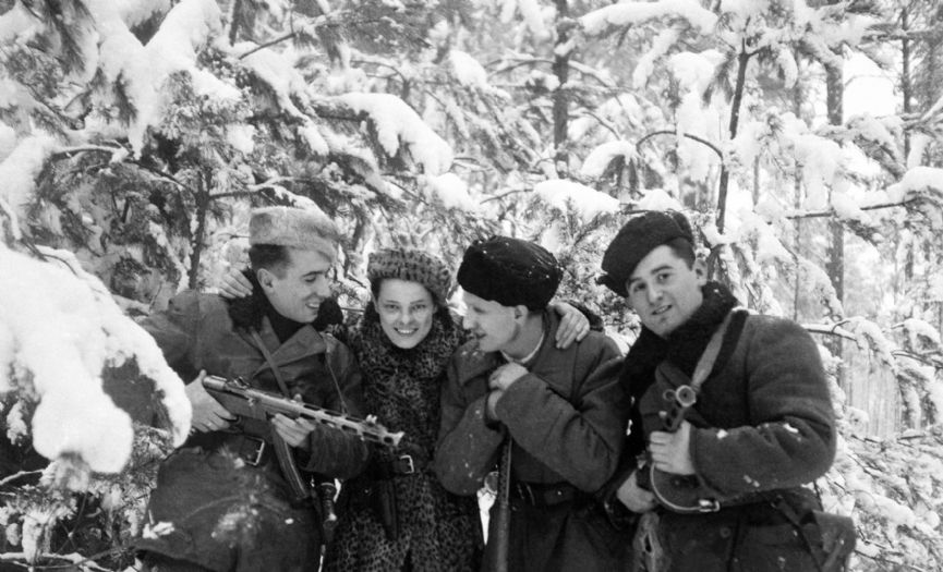 Eta Wrobel: Savaşçı ruhlu partizan kadın | Şalom Gazetesi